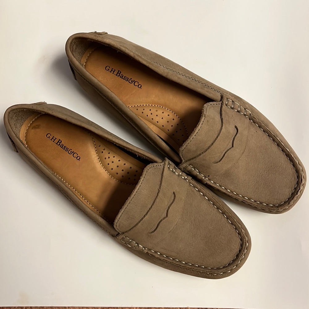 G H Bass Suede Loaferdriving Shoe Gem